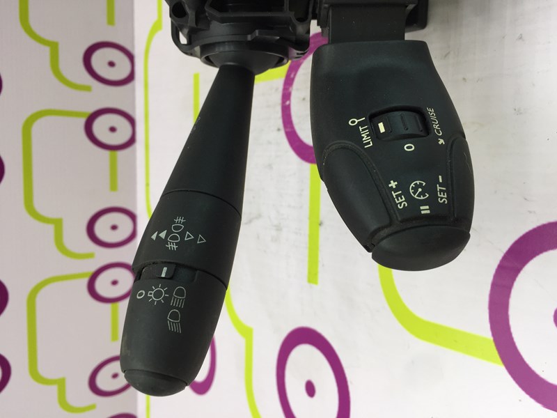 Comutador Citroën C3 de 2014 - Ref OEM : 96773879ZD | Automobilis